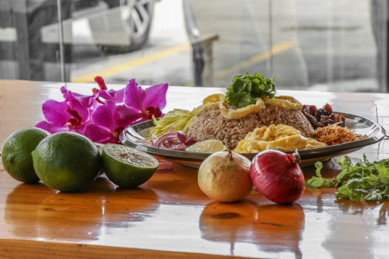 The Orange Bucket – Cajun-Fusion Restaurant