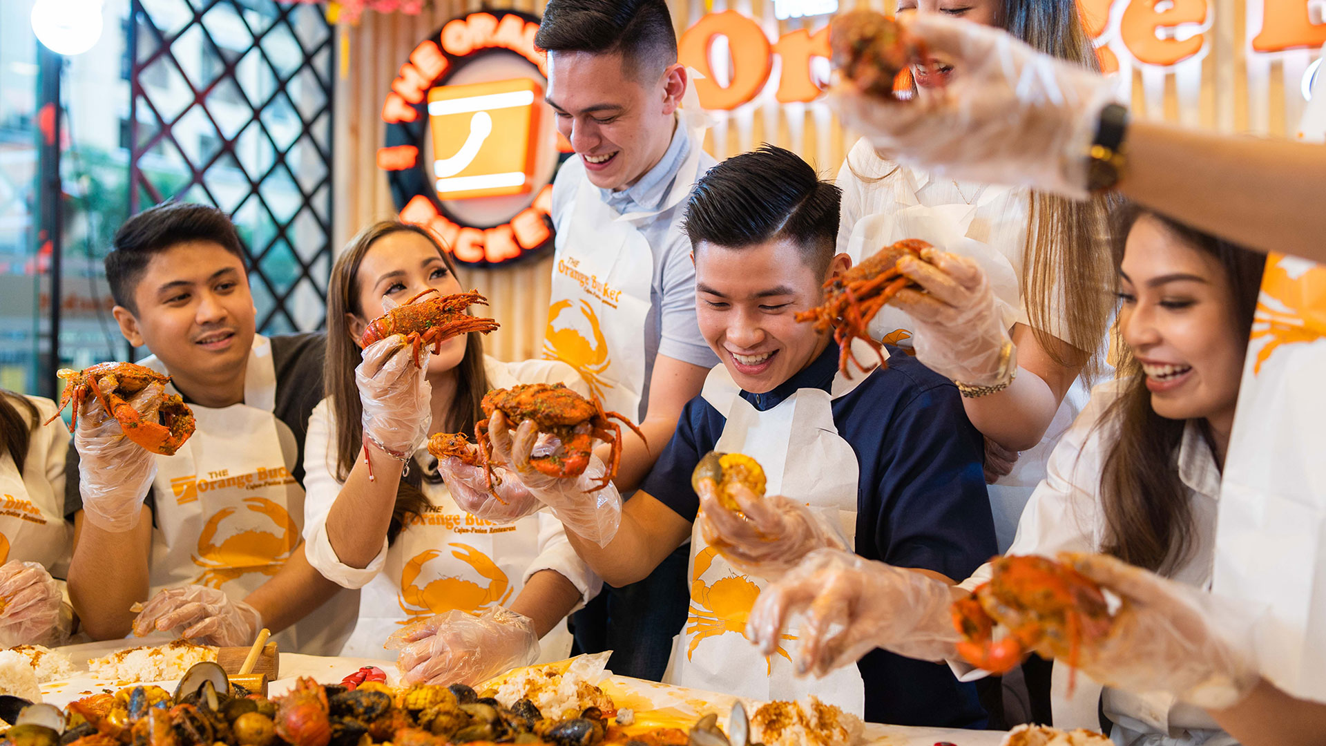 The Orange Bucket – Cajun-Fusion Restaurant